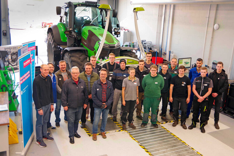 Handwerkskammer Potsdam: Tim Damerius neuer Bundessieger - AGRARTECHNIK ... Handwerkskammer Potsdam: Tim Damerius neuer Bundessieger - AGRARTECHNIK ...